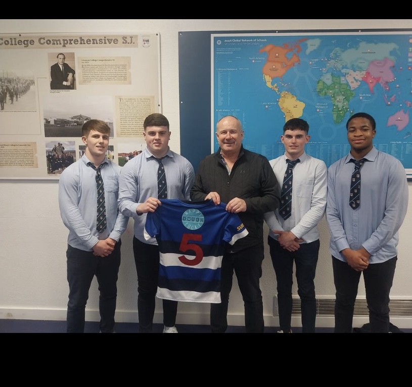 Crescent College Comprehensive SJ – Ad Majorem Dei Gloriam